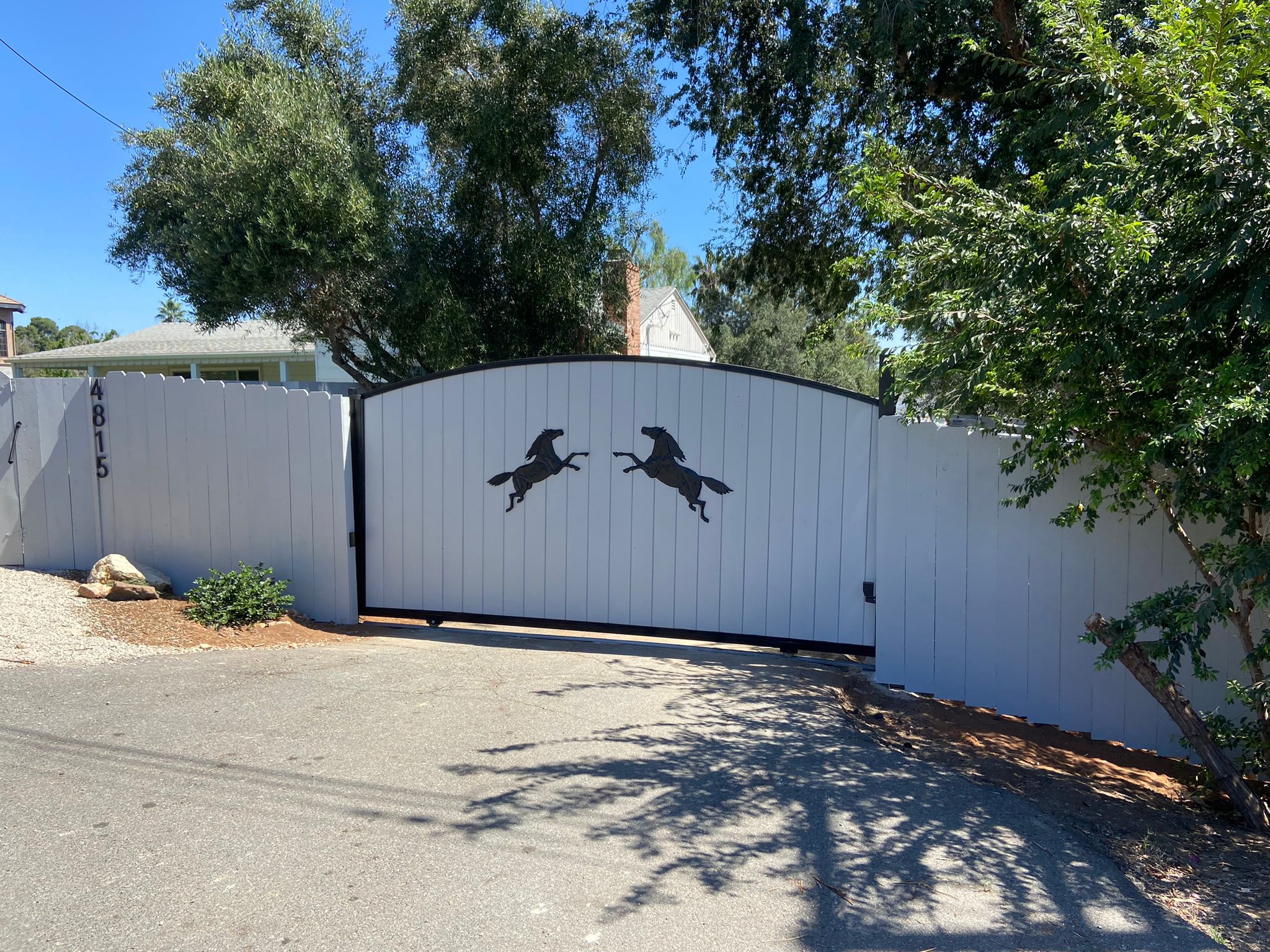 Custom Gate Installations - Build Gates & Garage Doors